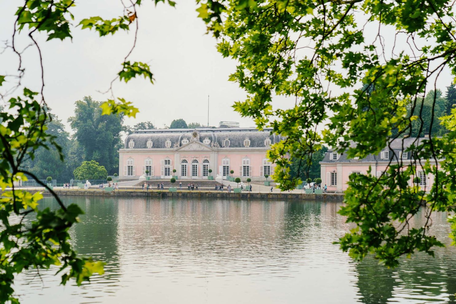 Hochzeitslocation - Schloss Benrath, Düsseldorf | FastCinema